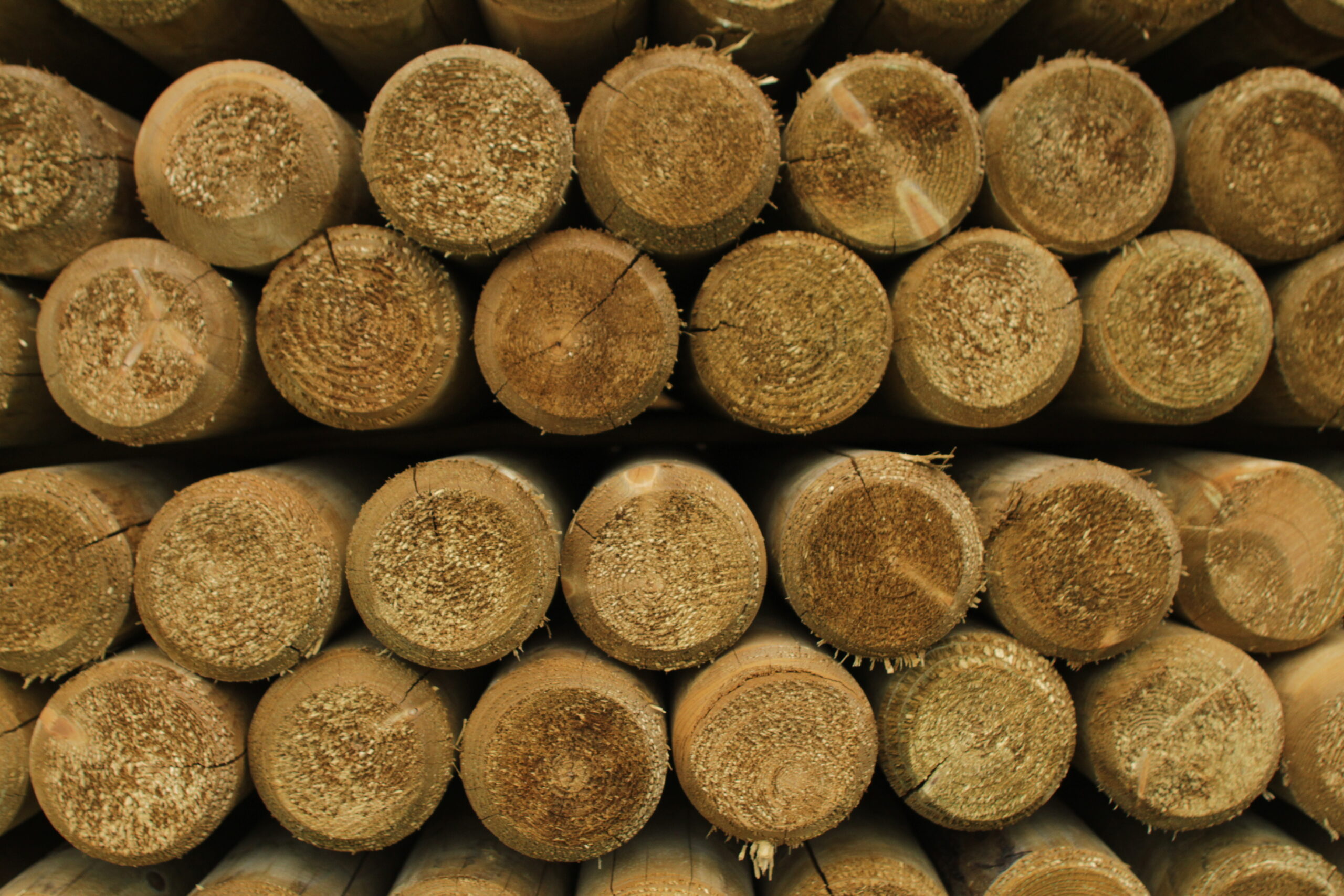 Machined Round Posts - W Burton and Sons